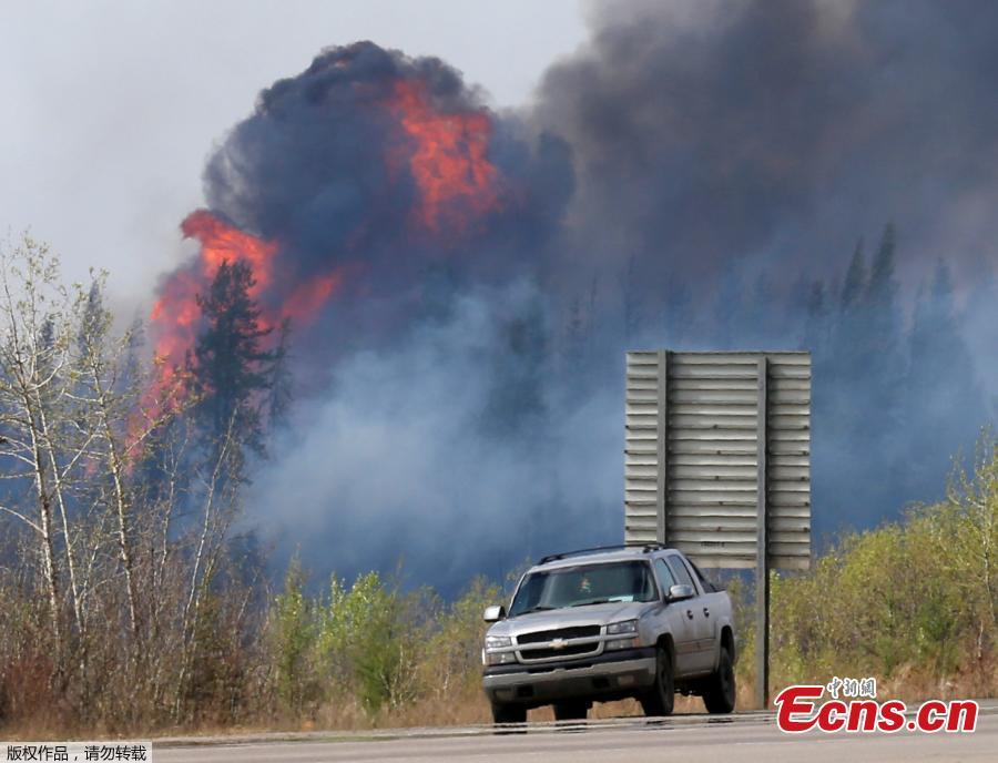 Massive Alberta Wildfire Expected To Burn For Months 3 6