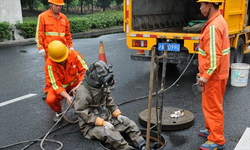 Shanghai’s sewer divers keep the city looking clean - Headlines ...