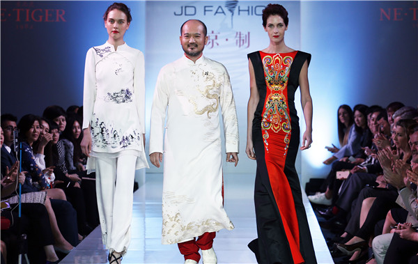 Chinese elements stealing spotlight in London