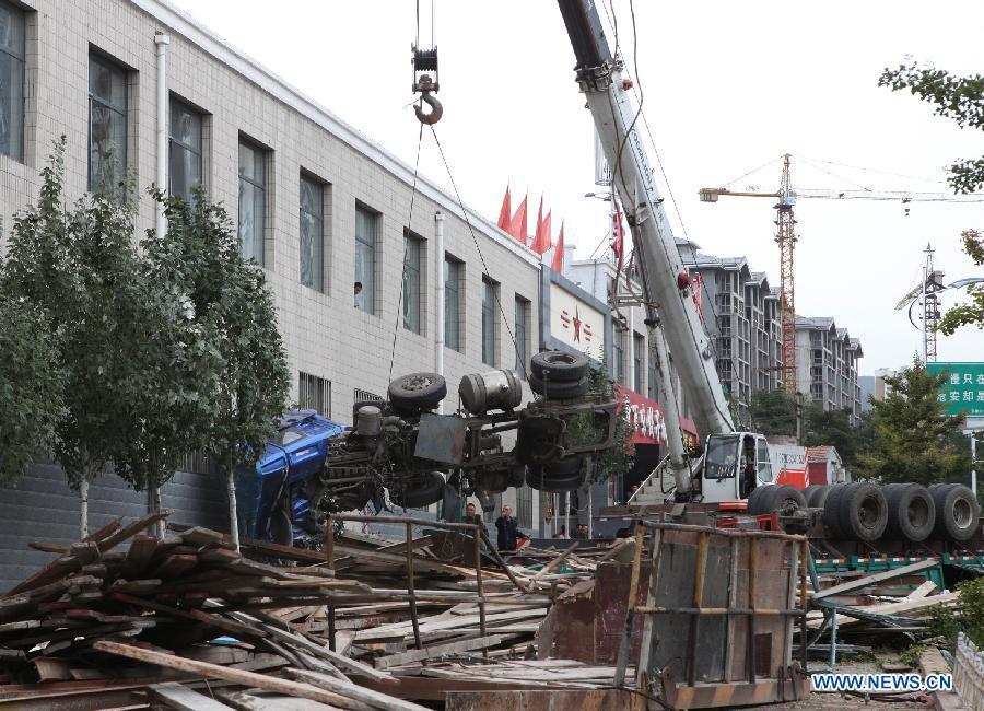 8 dead, 6 injured in N China accident(3/4) - Headlines, features, photo ...