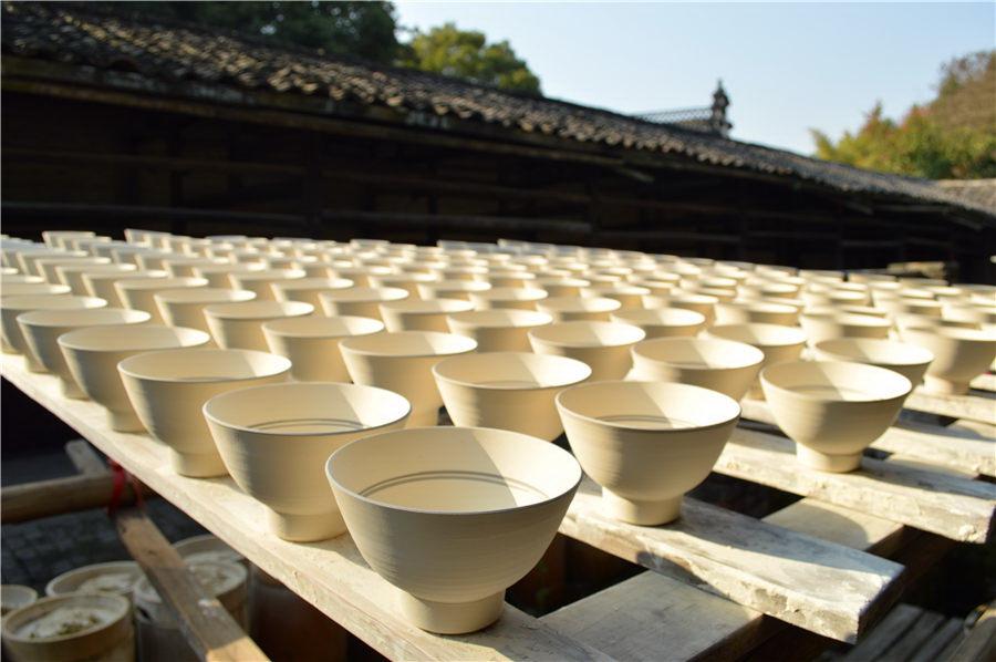Peeking into the world’s oldest porcelain production line (7/12 ...