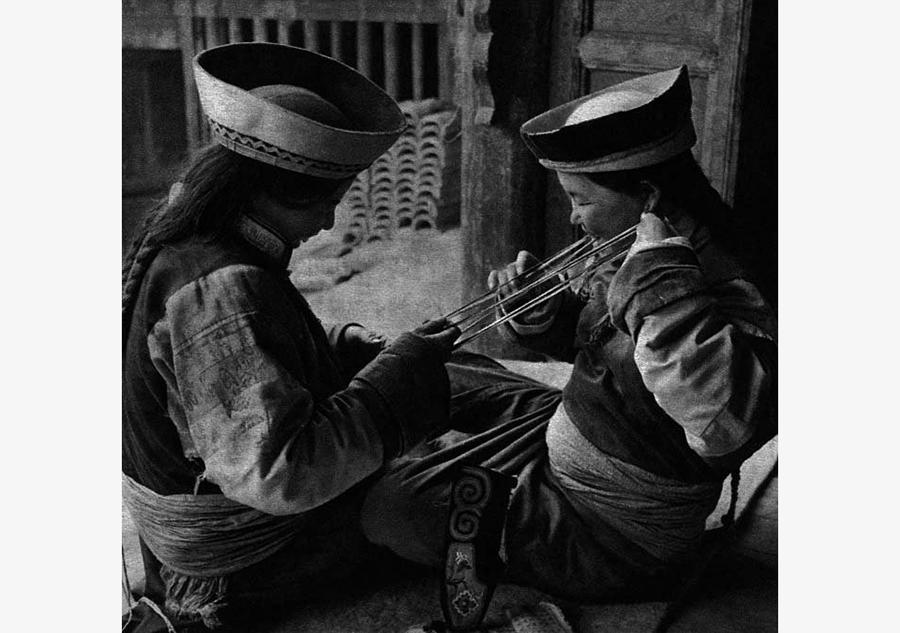 Historical photos of 56 nations in China(14/15)