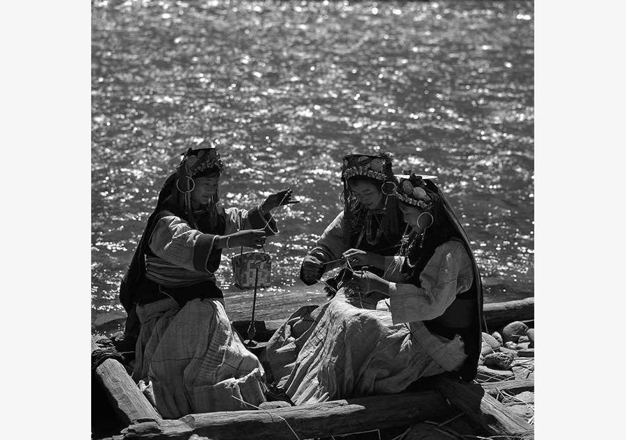 Historical photos of 56 nations in China(11/15)