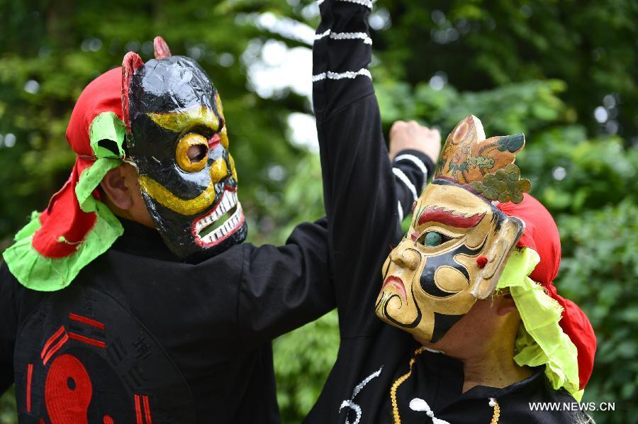 Nuo Opera: entertainment and ritual for Tujia people (4/6)