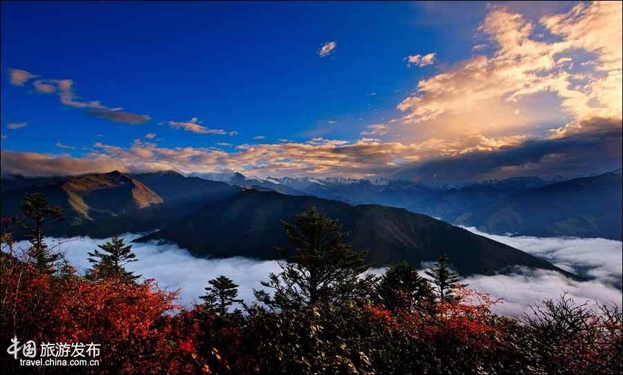 Scenery of Baoxing County in Sichuan(1/8)