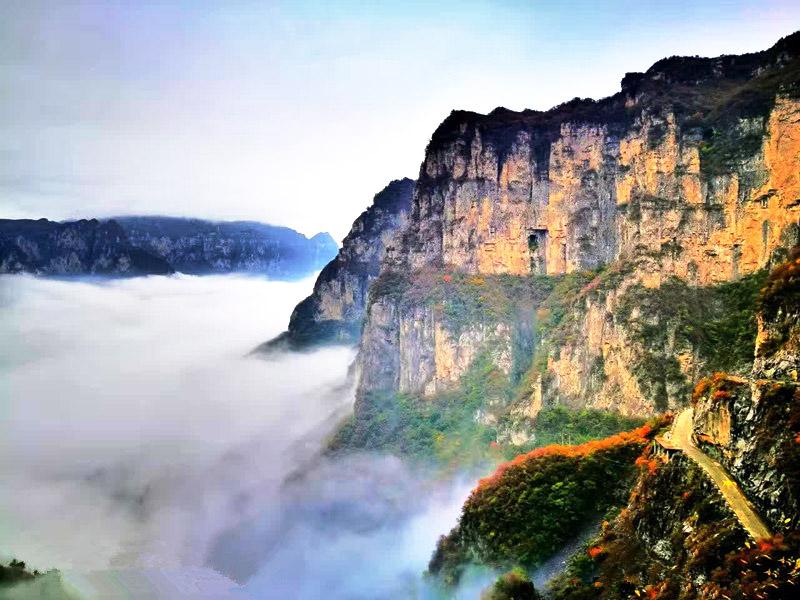 Sea of clouds over Wangmangling Mountain(5/8)