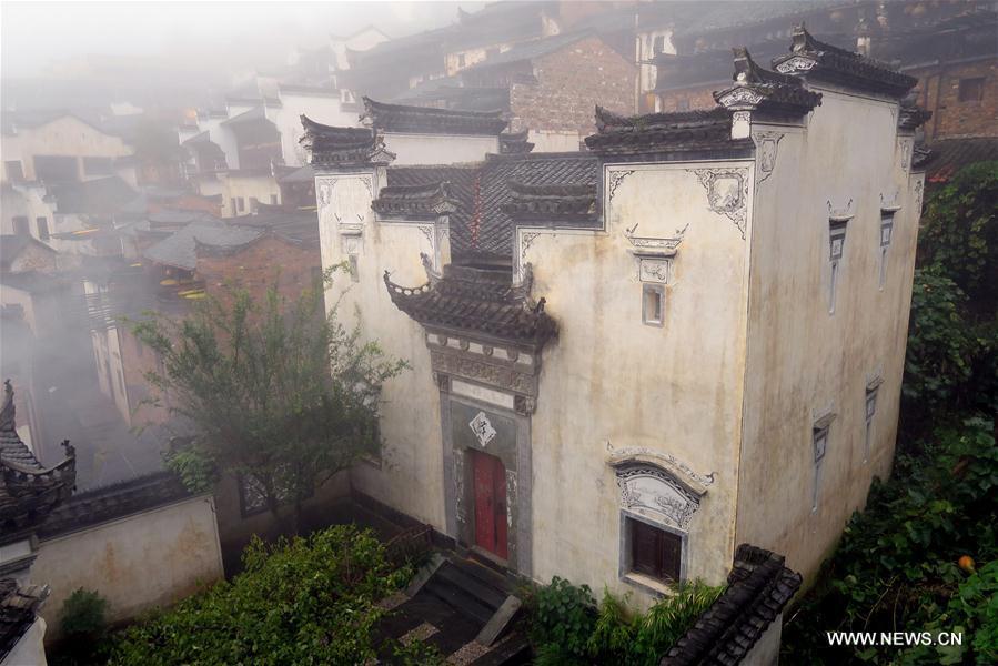 Hui-style architecture seen in Wuyuan, Jiangxi(2/8)