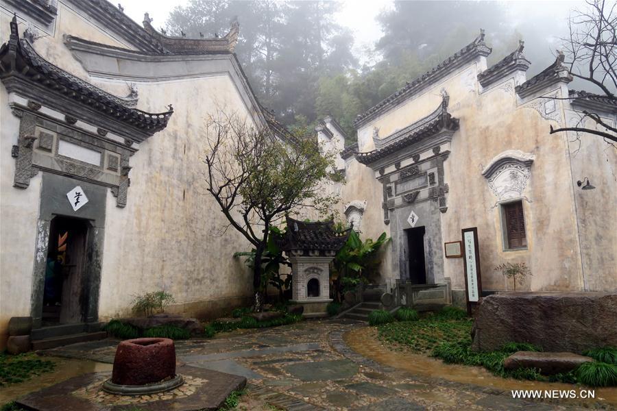 Hui-style architecture seen in Wuyuan, Jiangxi(3/8)