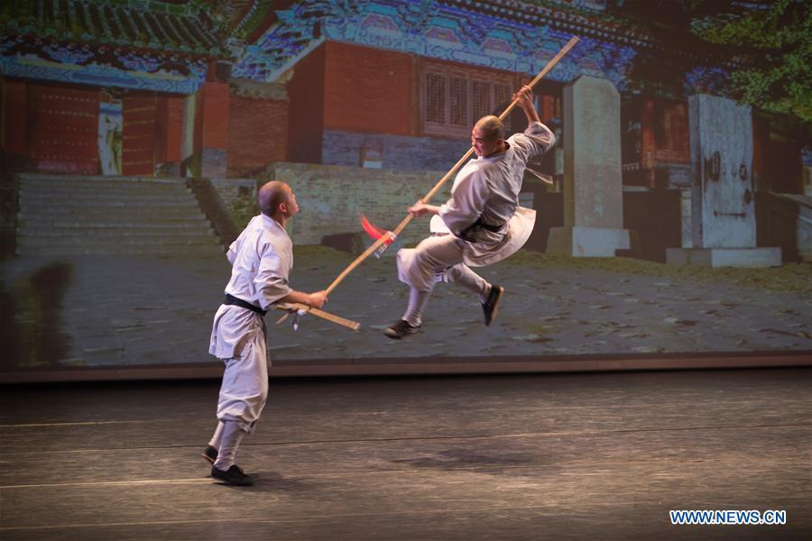 Shaolin monks perform Chinese martial arts in Israel (3/7)