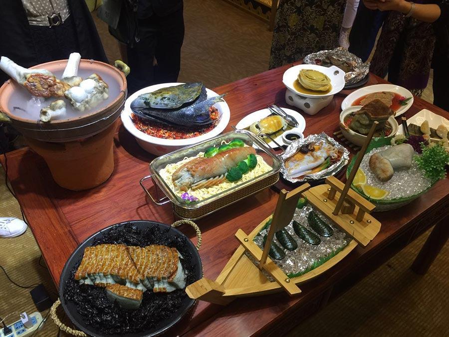 Emerald 'Manchu Han Imperial Feast' dazzles Kunming(2/10)