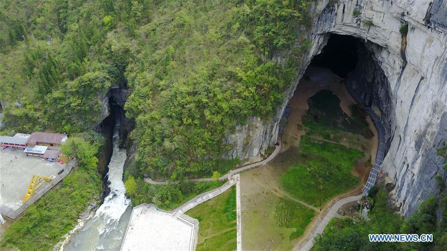 Tenglong Cave scenic area in Enshi, central China's Hubei(4/4)