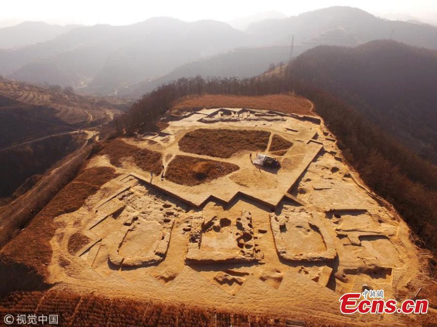 Yan'an city unearths massive relic collection in 4,500-year-old ruins(1/6)