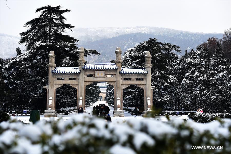 Snow scenery in east China's Nanjing(7/12)