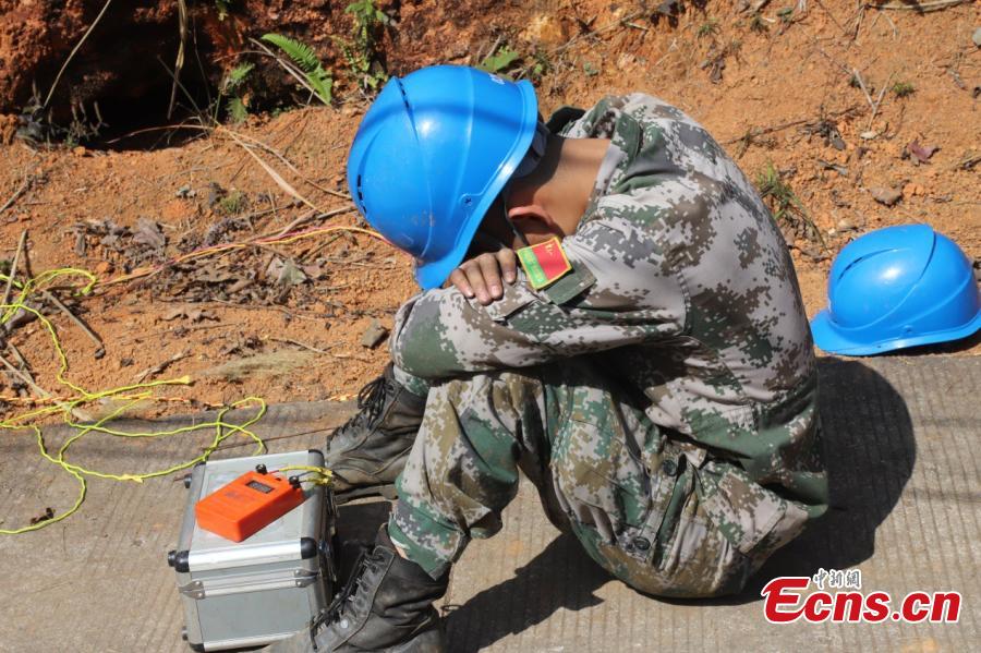 Soldiers make every minute count clearing landmines on China-Vietnam ...