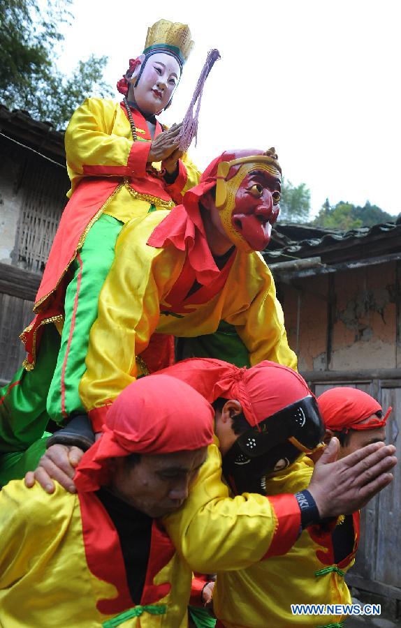 Traditional 'Nuo' dance in E China (1/7) - Headlines, features, photo ...