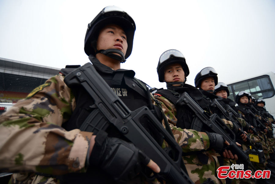 Armed police take anti-terrorism drill in E China's Jiangsu (1/6 ...