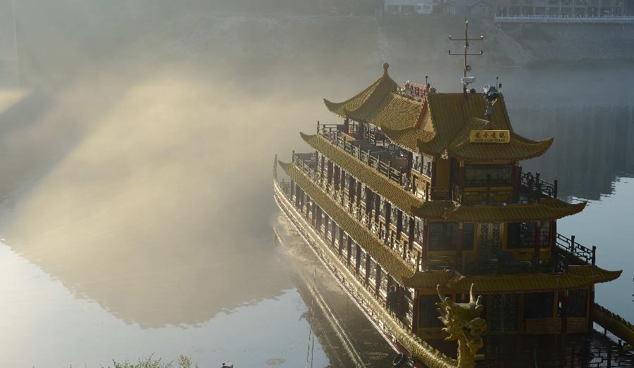 Scenery of Qingjiang River in China's Hubei Province (4/4) - Headlines ...
