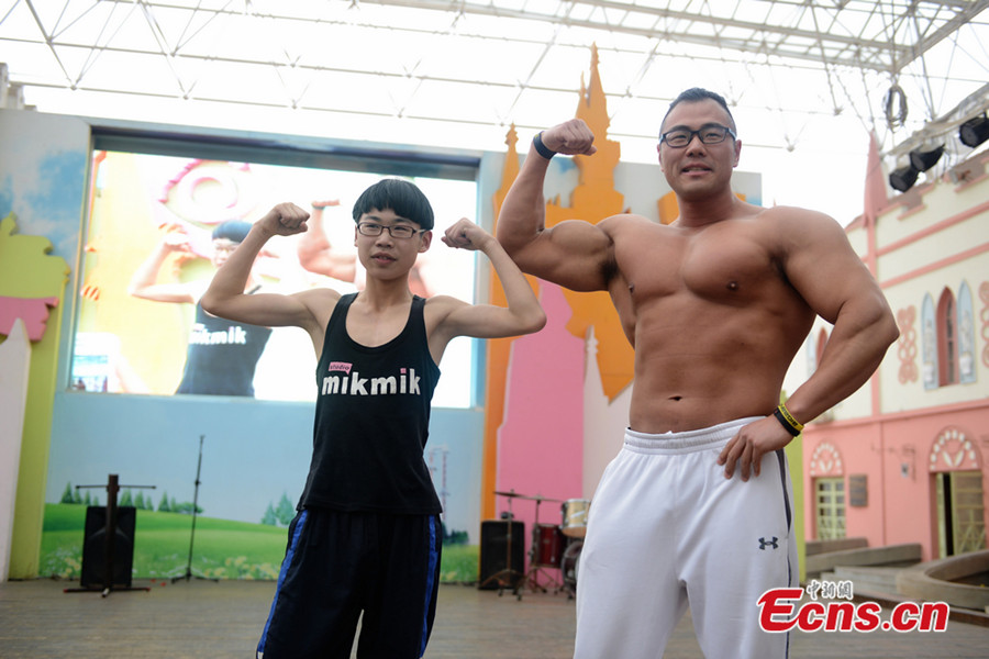 C China’s Hunan to see muscle men’s carnival (1/4) - Headlines ...