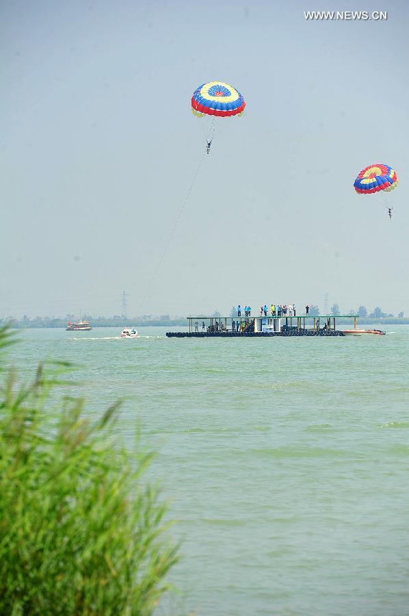 Shahu Lake welcomes summer peak season (4/6) - Headlines, features ...